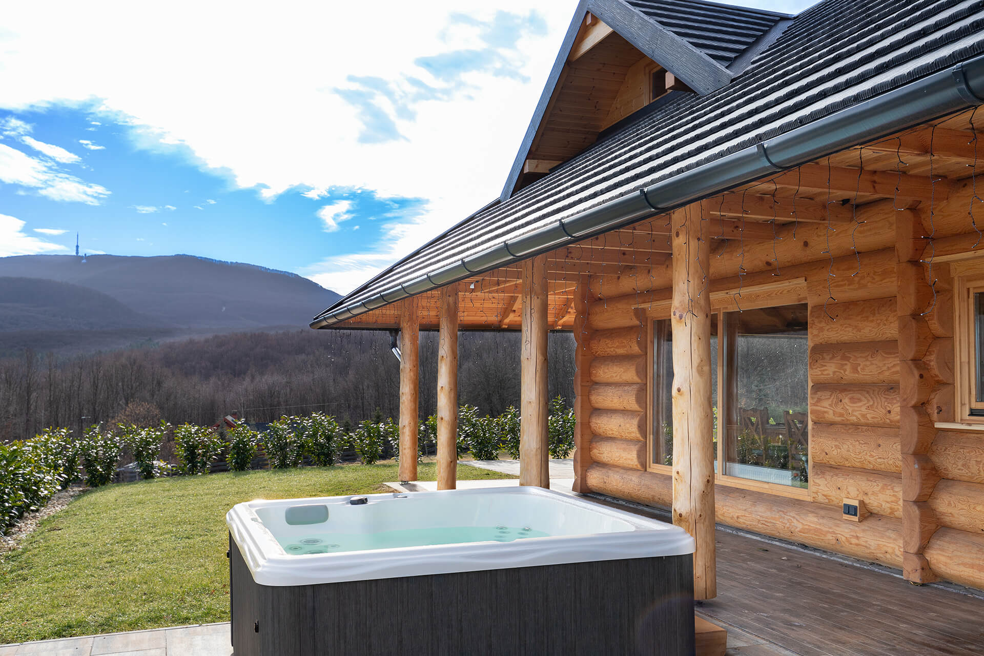 Szolgáltatások - Hanga Prémium Rönkház